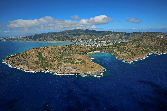 Blue Hawaiian Helicopters - Complete Island Oahu Tour | Tripster